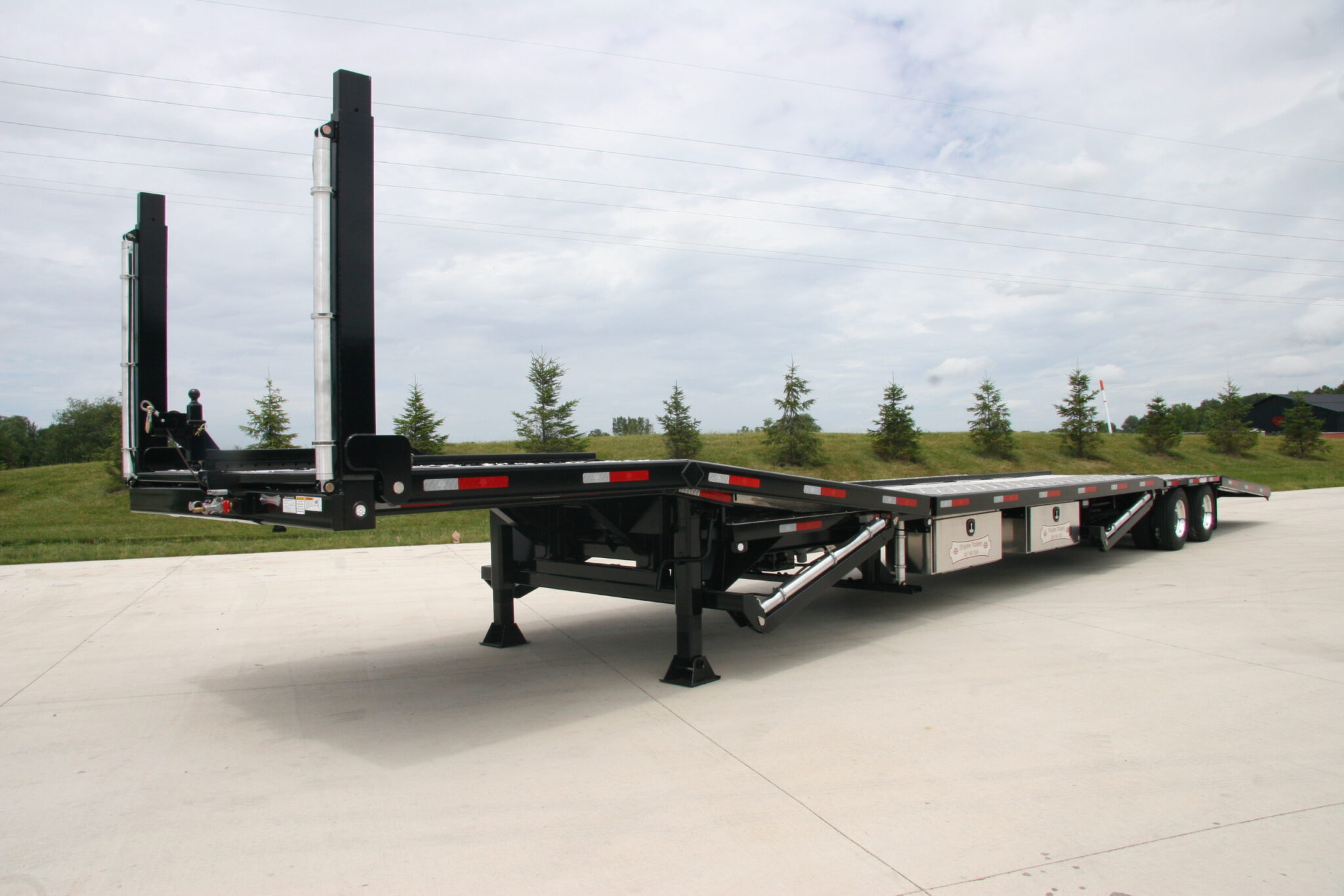 53 AIR RIDE STEP DECK WITH 2 CAR LIFTS TRAILER - Shipshe Trailers